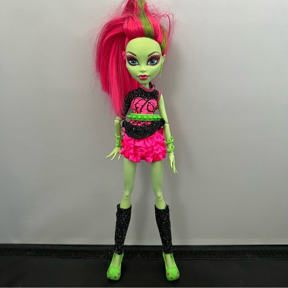 Mattel | Toys | Monster High Doll Ghouls Night Out Venus Mcflytrap | Poshmark